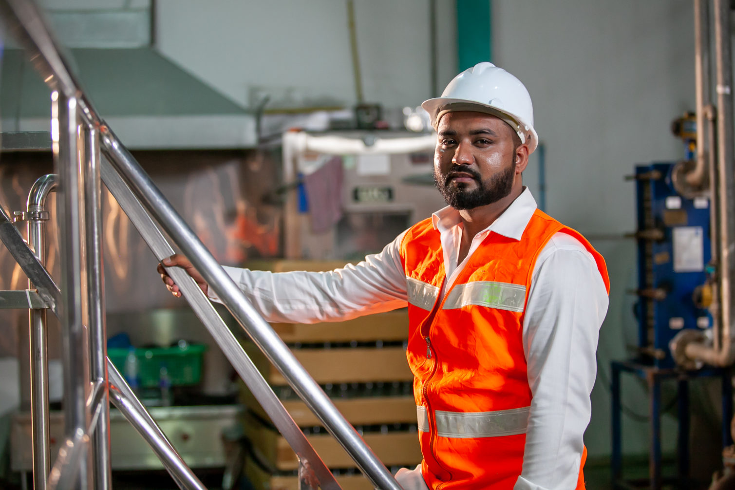 Sikh Truck Drivers Must Wear Hard Hats Instead of Turbans for Safety ...